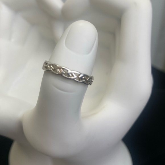 Avon | Jewelry | Signed Rj Graziano Avon 925 Sterling Silver Celtic ...